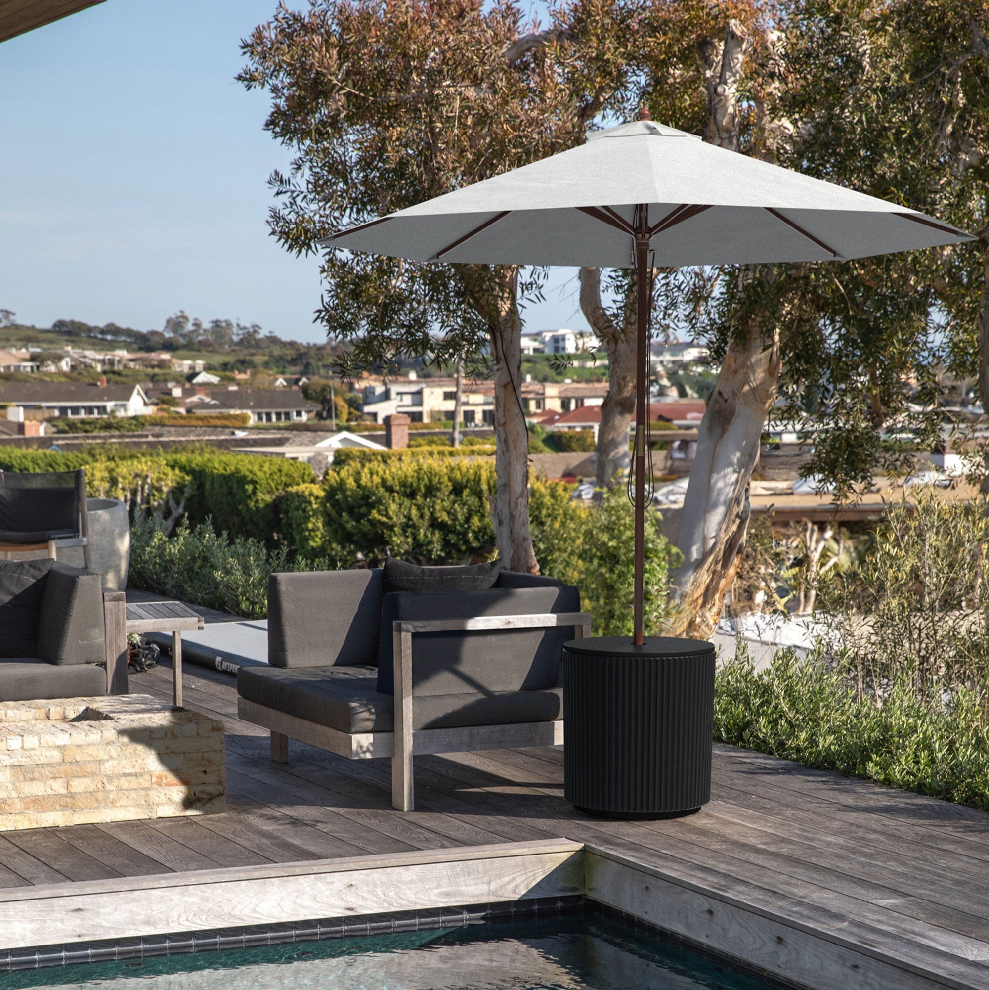 demi shade side table – Veradek Outdoor